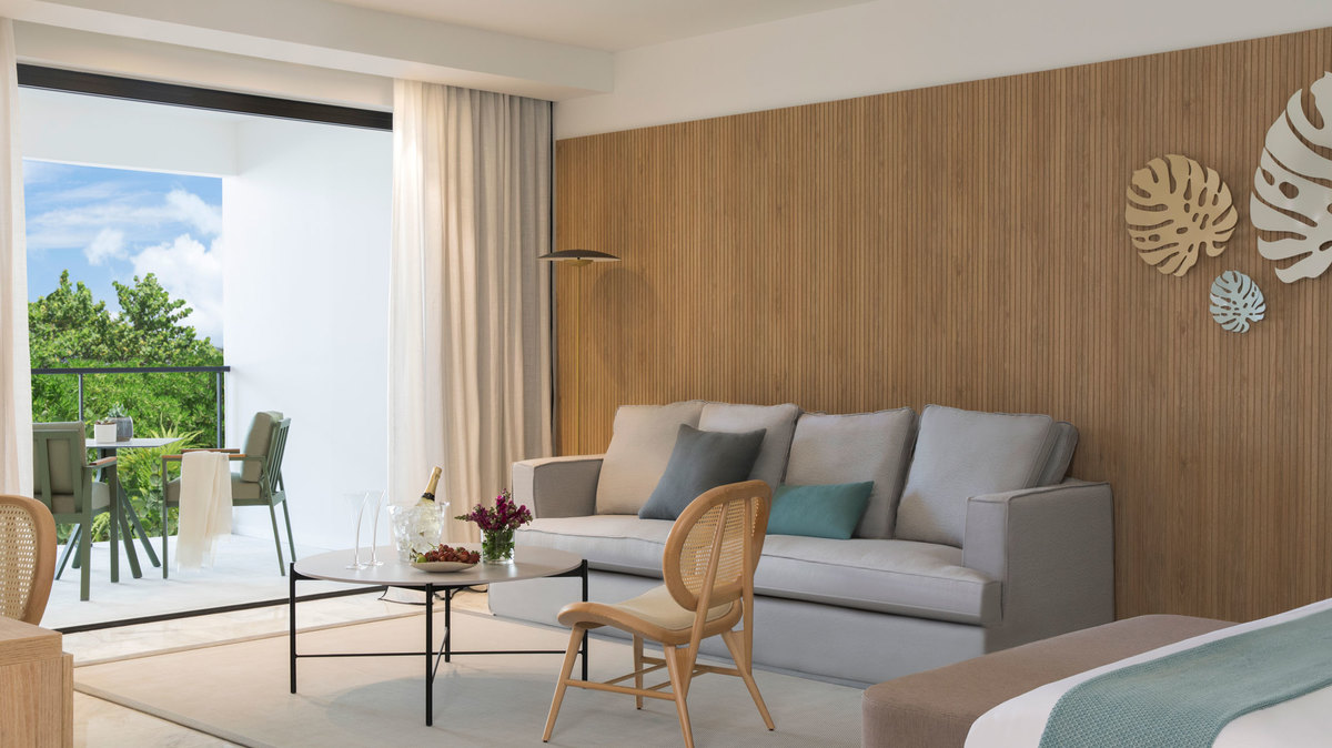 Two-Story Rooftop Terrace Suite with Plunge Pool | Excellence Club ...